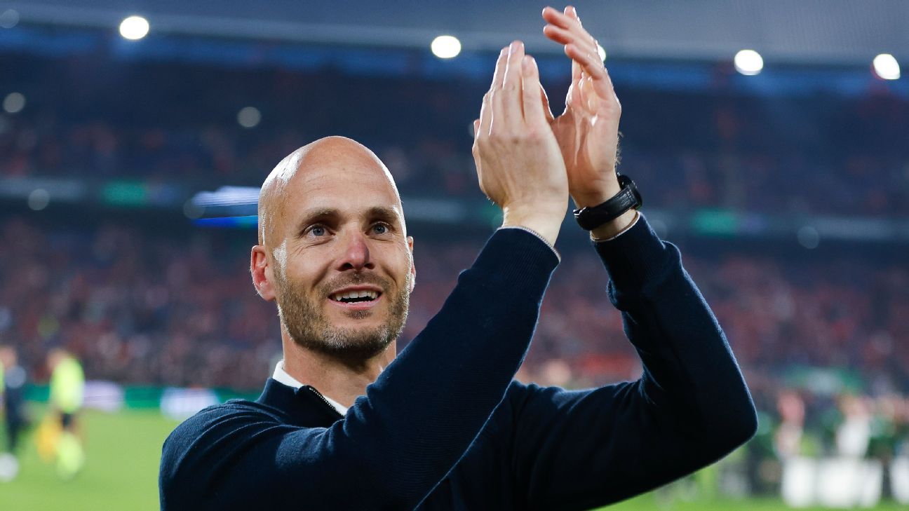 Simonis bevestigt interesse Wolfsburg, maar: "Het is niet zo dat ik ...
