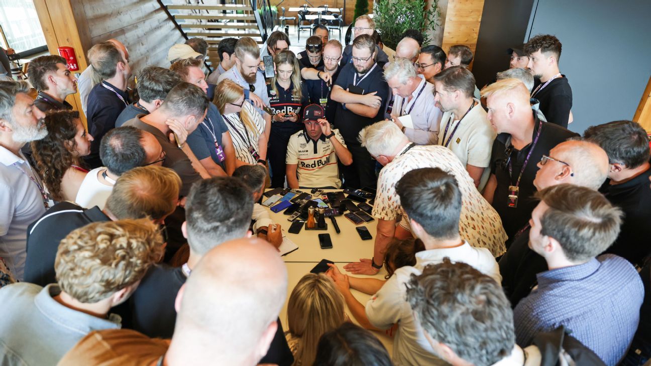 F1, en Silverstone: Max Verstappen juega a las escondidas con su futuro ...