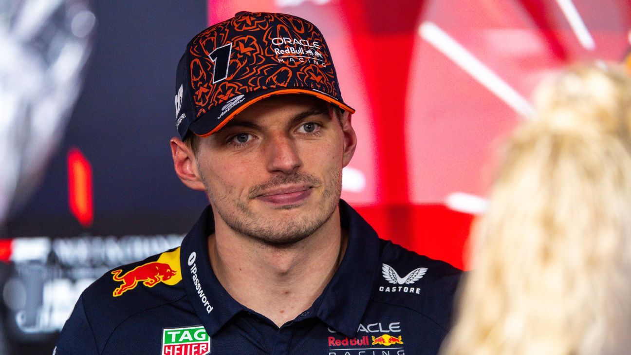 Leak gallery sierra cabot fantastic greeting, beaming peck