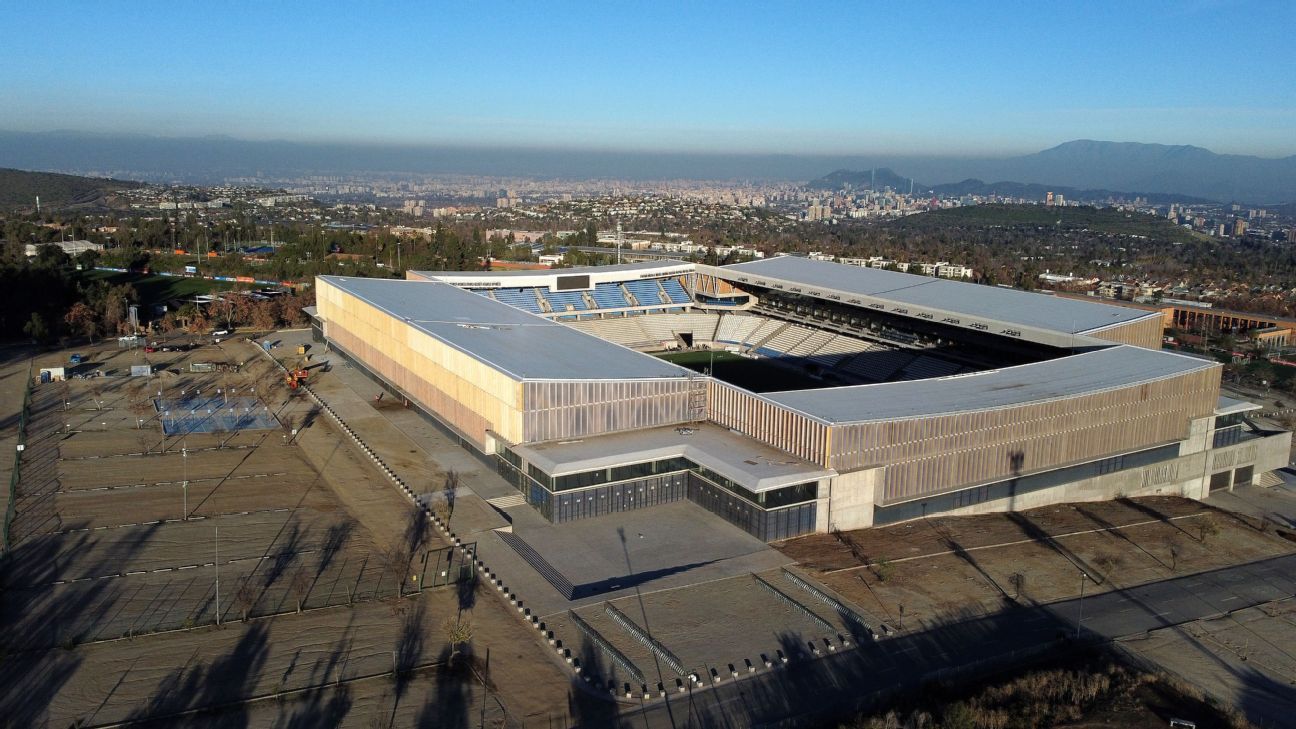 La Delegación Presidencial autoriza al Claro Arena a recibir partidos ...