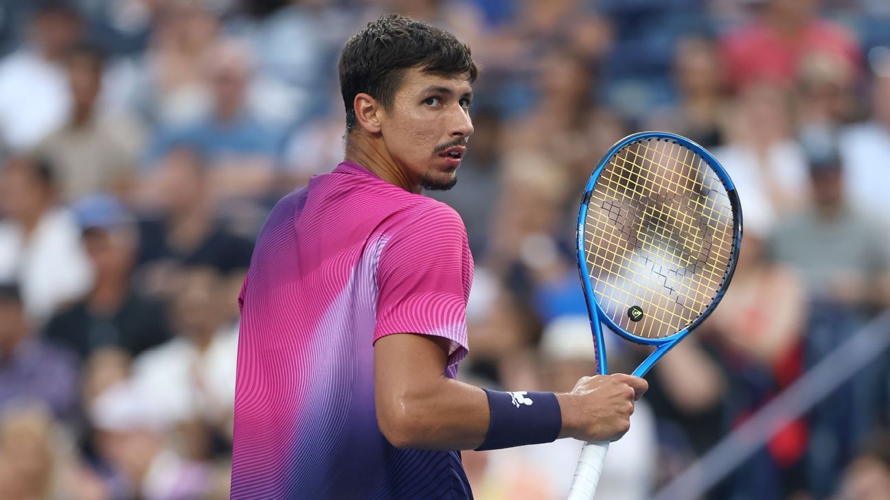 Briana beal she is really pretty, her pics are