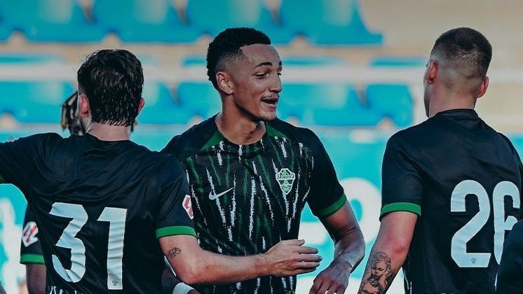 Alvaro Rodriguez debut gol eleche almeria amistoso - ESPN