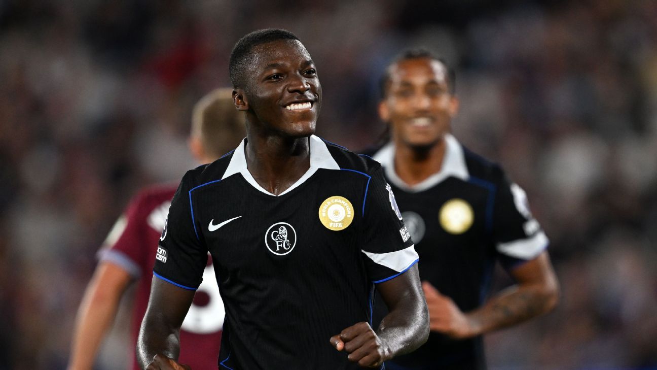 Video: Moi Caicedo aprovechó un rebote y marcó para Chelsea ante West ...