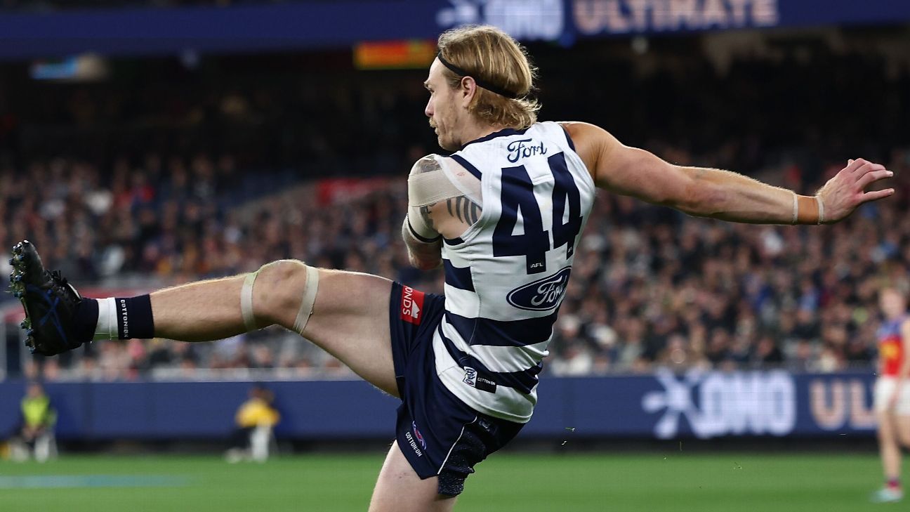 'He's a thorn in a few sides' backsides': Stewart looms large in Crows ...