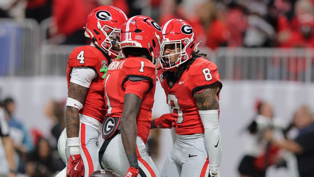 NCAA: Georgia escala al 3 y Texas A&M baja al 7 en el AP Top 25 - ESPN