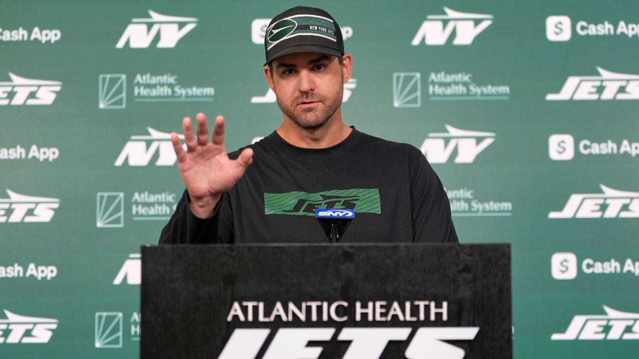 Jets se separan del OC Tanner Engstrand, según fuentes - ESPN