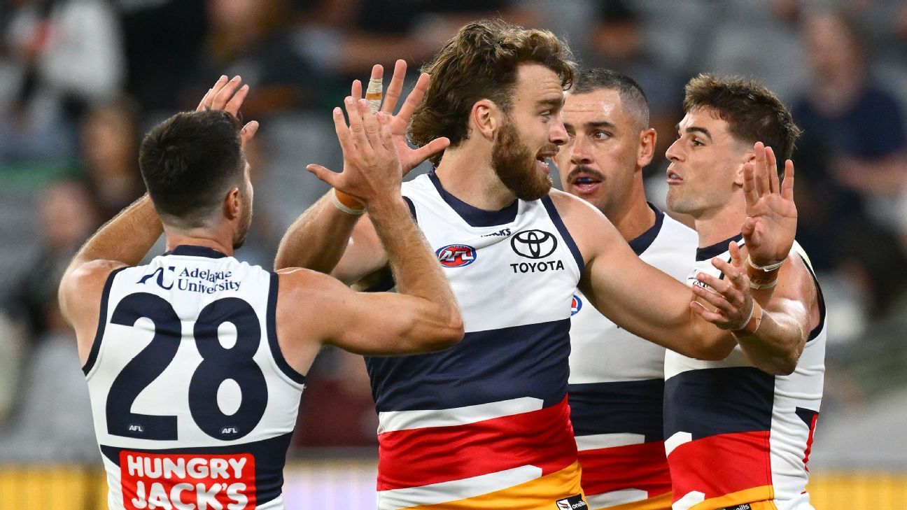 Crows hold off Magpies to start AFL season with win - ESPN