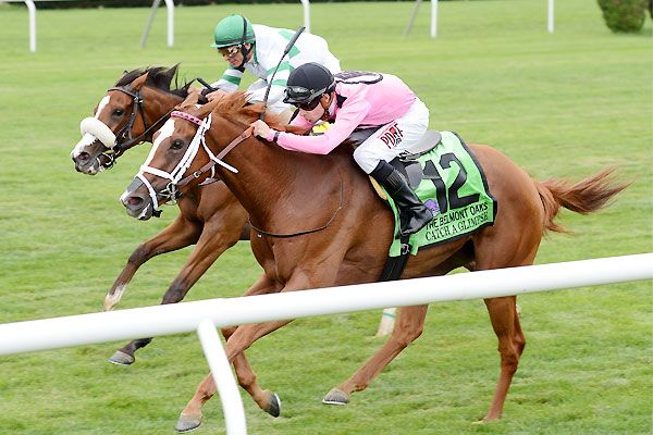 Catch a Glimpse wins Oaks - ESPN